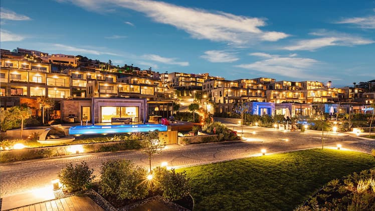 Best Hotels in Turkey with Swim Up Rooms